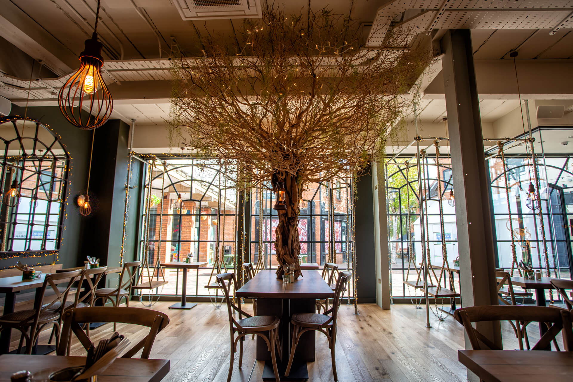 Indian Restaurant St. Martins Square, City Centre, Leicester